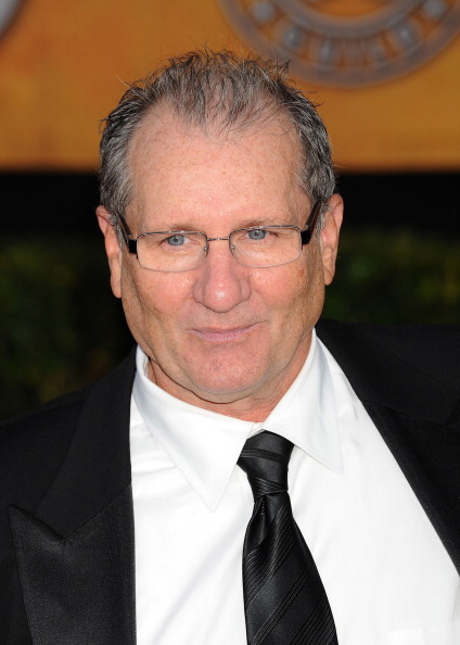 Ed O’Neil Shocks Social Media With Black Wife And Daughters