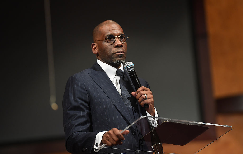 Jamal Bryant Apologizes After Target Boycott Confusion